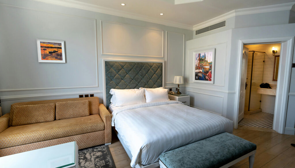 Guest Rooms & Staff Quarters - Framelux